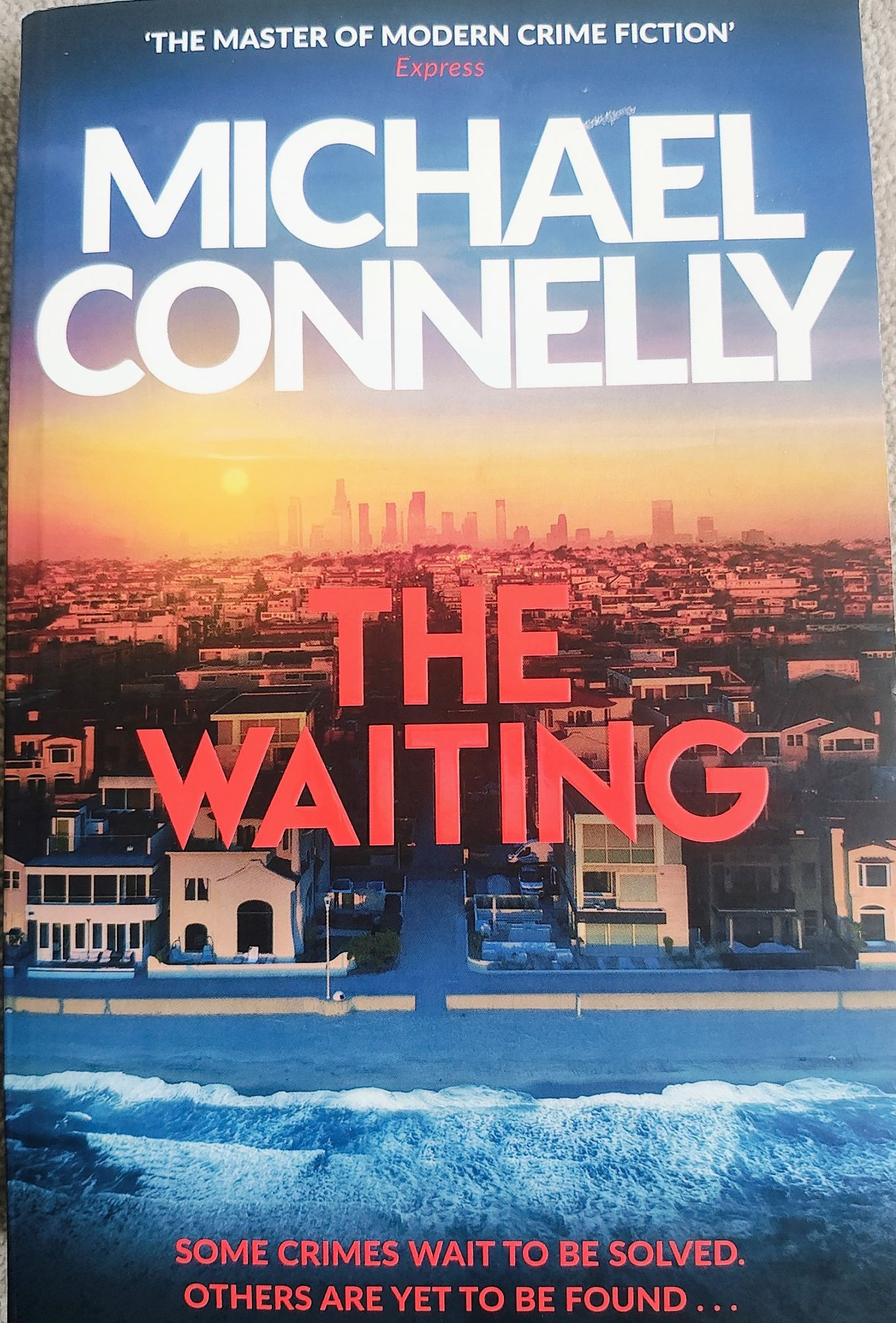 Book Review: The Waiting, Michael Connelly | musingstudio